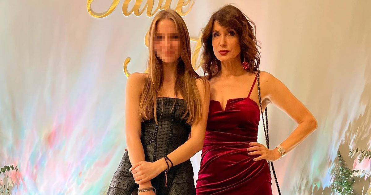 Ćerka Snežane Dakić proslavila punoletstvo: Slavljenica u belom, golih ...