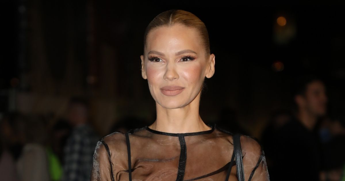 "Nataša Bekvalac duže bira pesme nego muža": Pevačica iza sebe ima tri braka, ovom objavom je ...