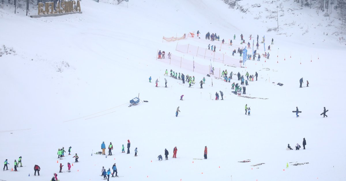 Dečak iščašio kuk kada je pukla sajla na Bjelašnici, direktor: "Ako je ...