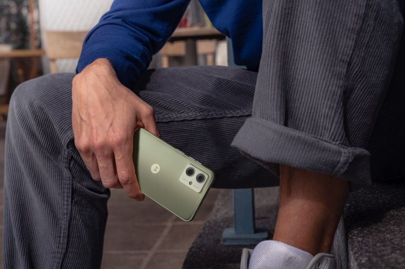 3 razloga zašto je Motorola g54 najmoćniji telefon koji možete da ... 3 razloga zašto je Motorola g54 najmoćniji telefon koji možete da ...