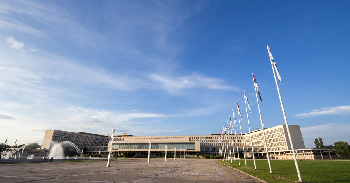 Počinje energetska sanacija 26 zgrada centralne vlasti u Beogradu: Među ...