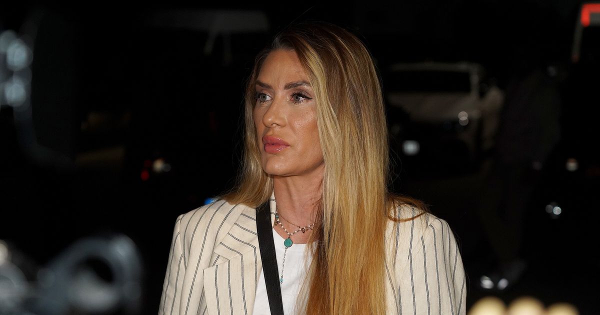 Ana Ćurčić u društvu bivšeg zadrugara - Telegraf.rs