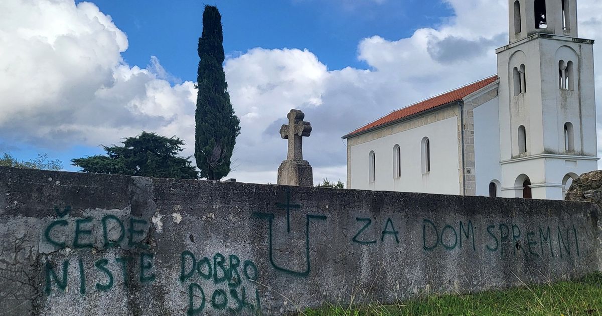 Pravoslavno groblje u Dalmaciji išarano ustaškim simbolima i porukama ...