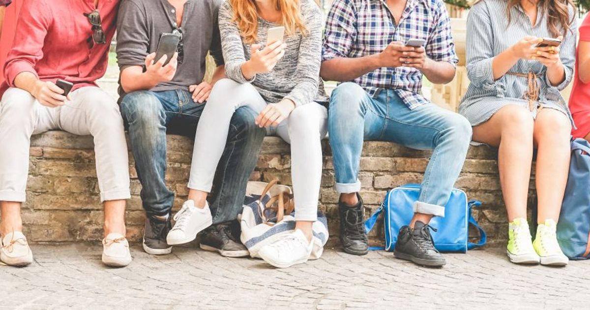 Razlike između generacije Z i Alfa generacije - Ona.rs