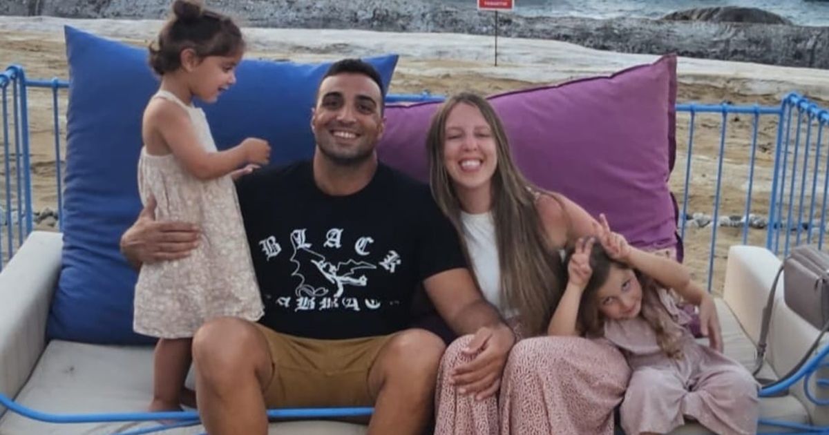 Oglasio se tata Joni nakon što su njegove devojke puštene na slobodu ...