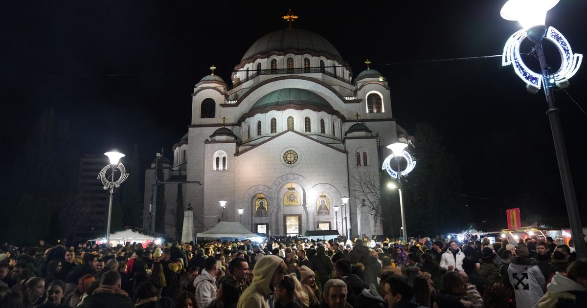 Božićna liturgija u Hramu Svetog Save: Prelepi prizori u srpskoj ...
