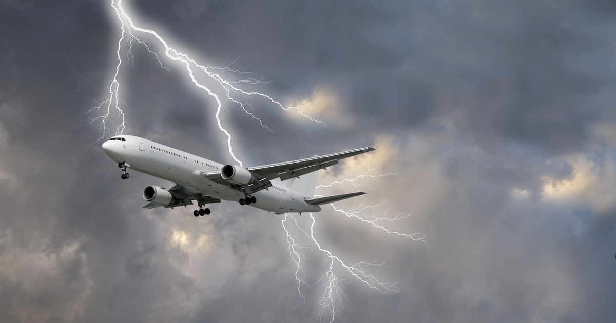 Sto mu gromova, ko je kriv za udar: Ilija Gromovnik ili avion na ...