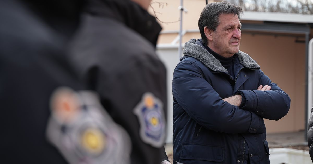 Minister Gasic visits factory in Krusevac where explosion occurred this ...