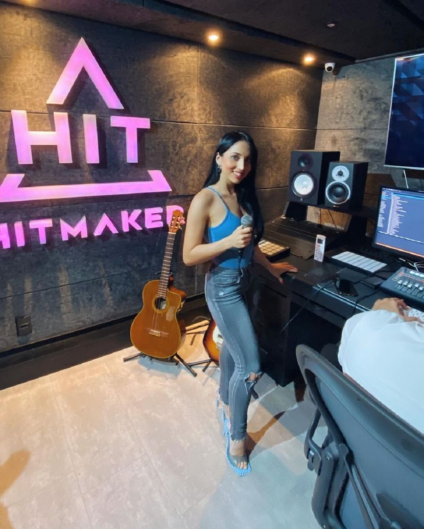 Muzičarka Ana Petković: Ne osećam pritisak što mi je otac poznat ...