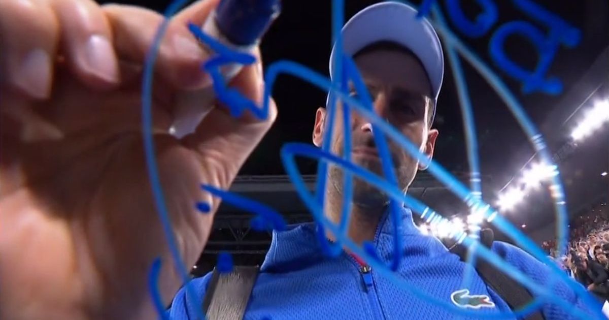 Novak smashes Argentinian and writes powerful message on camera: This ...