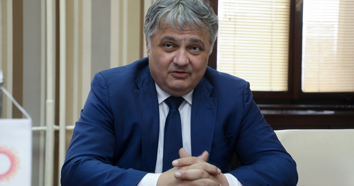 Oglasio se Lučić povodom napada Prištine na Telekom - Telegraf Biznis