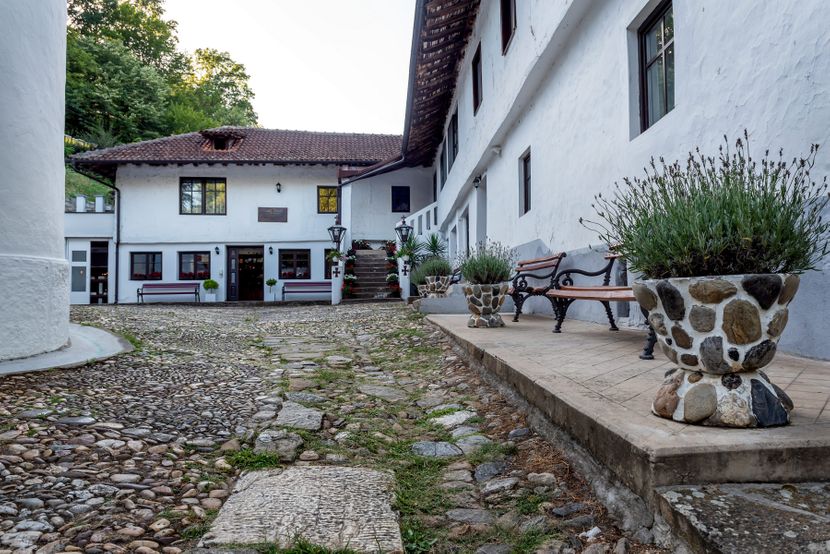 Za gradnju ovog manastira zaslužna je Presveta Bogorodica - Ona.rs