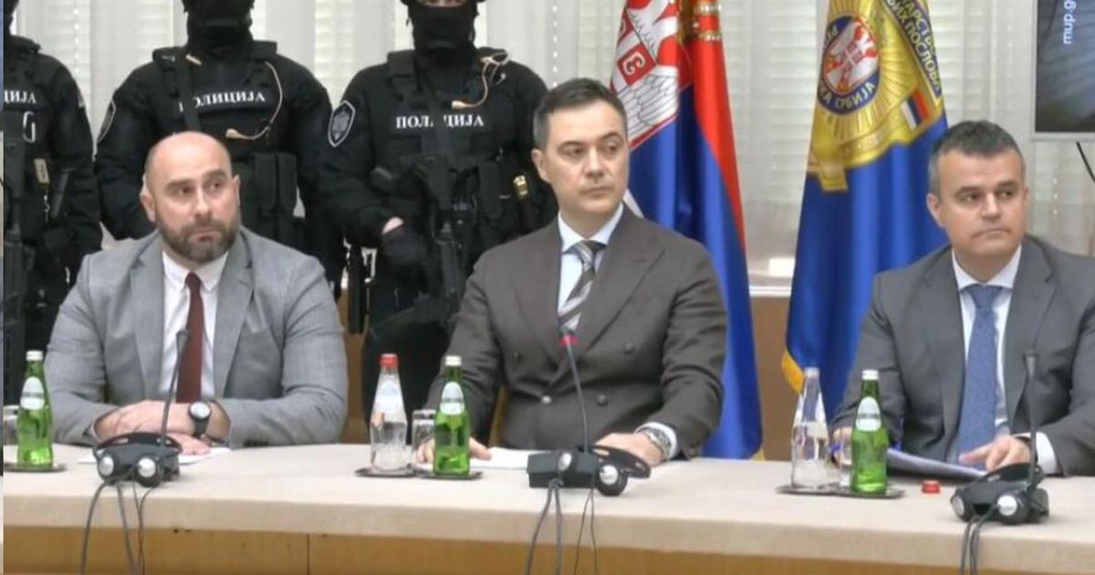 Objavljujemo spisak osoba koje se dovode u vezu sa ubistvima u Atini i Krfu: Kao vođa grupe ...