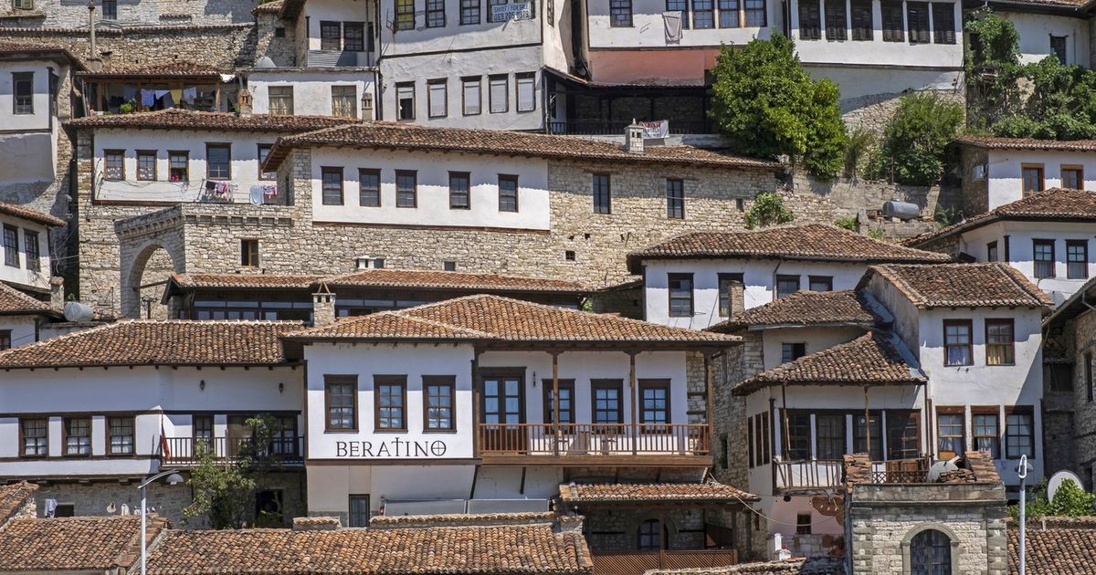 Nekada je nosio naziv Beligrad: Danas je „Grad hiljadu prozora“ jedan ...