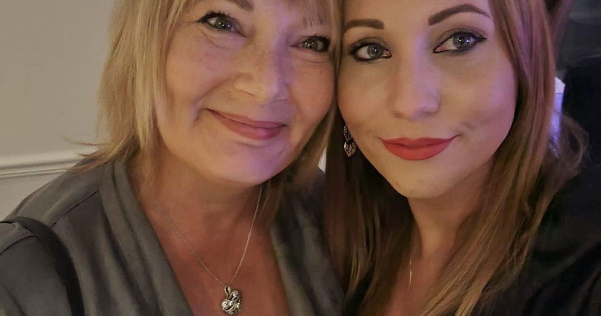 Ćerka izbola majku nasmrt, pre toga poslala jezivu poruku bivšem dečku: Otkrila mu šta je muči ...