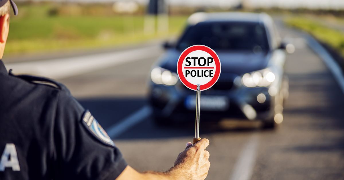 Vozila prebrzo i bez dozvole: Policajcima pala vilica na pod kada su ...