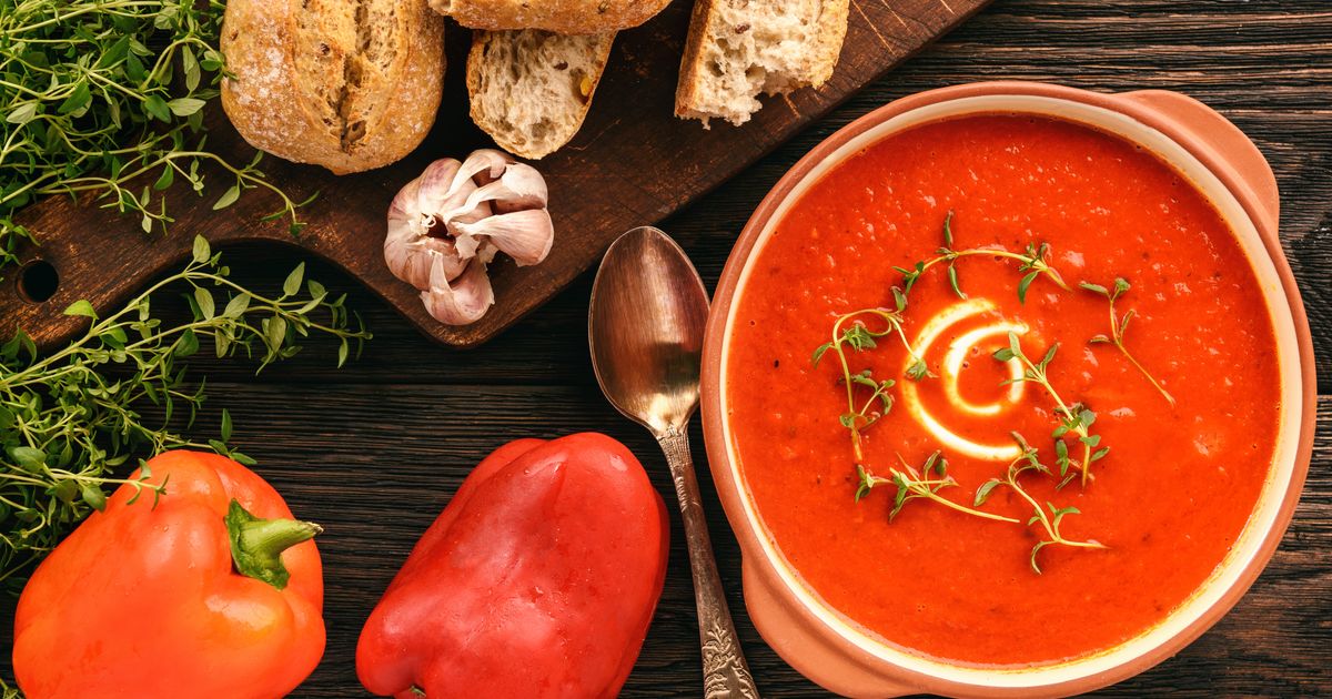 Posna supa od pečenih paprika: Jelo na kašiku koje brzo zasiti i za ...