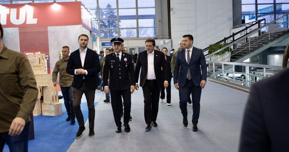 Predstavljen novi simulator prevrtanja, promociji prisustvovali ...