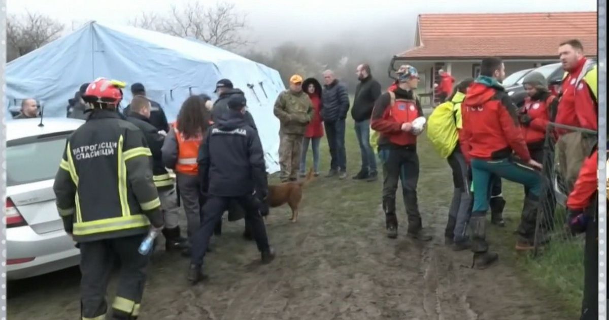 Ispred kuće gde je nestala mala Danka policija je postavila šator ...