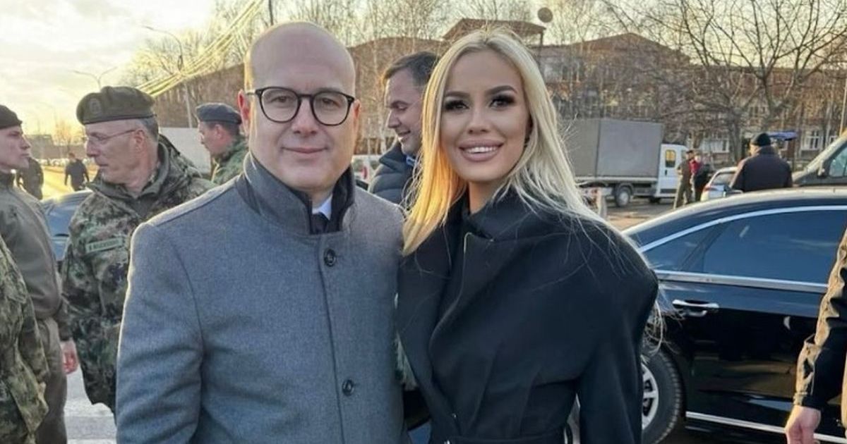 Srpska političarka Ana Grozdanović čestitala Vučeviću na novom mandatu ...