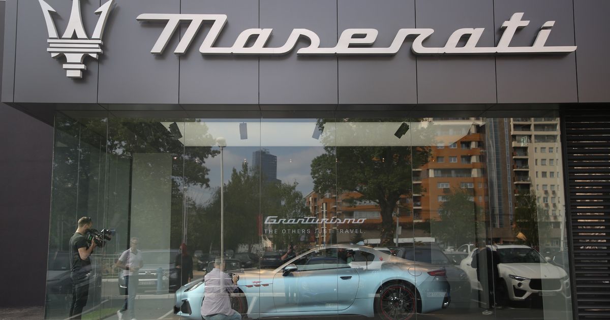 Nova oaza luksuza: Otvoren ekskluzivni Maserati salon u Beogradu ...