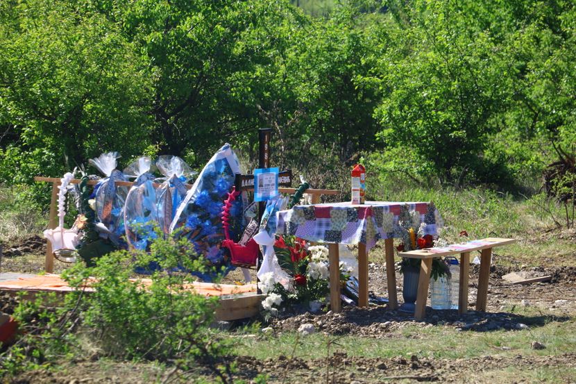 Majka osumnjičenog za ubistvo Danke ponovo otišla sinu na grob: Ovo su naše ekipe zabeležile ...