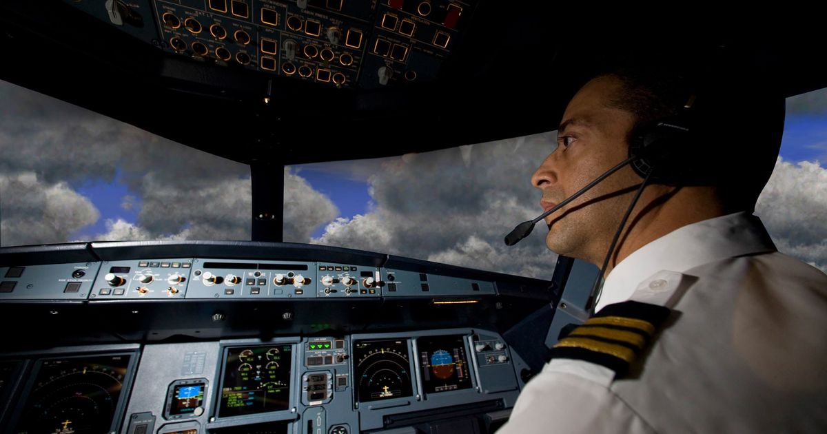 Vazduhoplovna akademija nabavlja simulator za obuku pilota na avionu ...