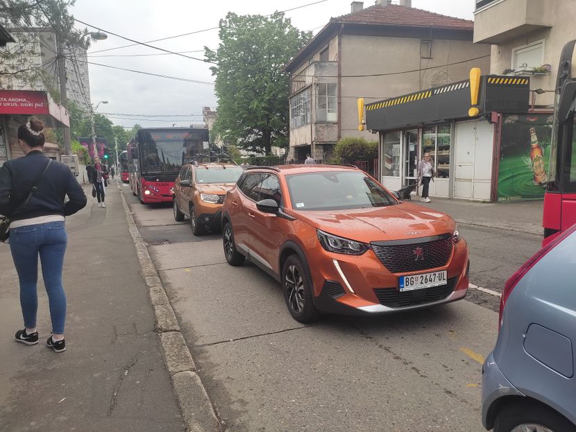 Brankov most ponovo prohodan, nema većih gužvi u gradu - Vesti ...