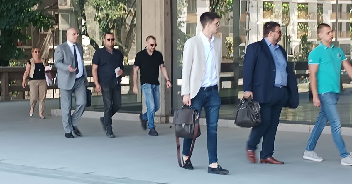 Prvi snimak Zorana Marjanovića: Stigao u Palatu pravde, nastavlja se suđenje za ubistvo pevačice ...