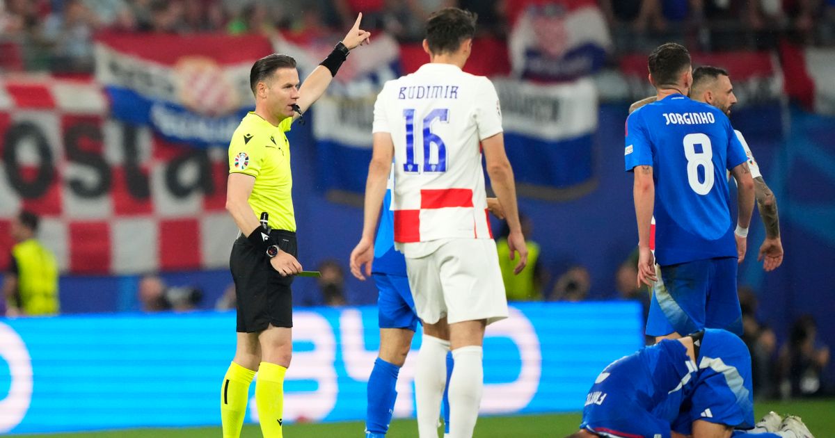 UEFA presekla: Sudija koji je razbesneo Hrvate izbačen sa Evropskog ...