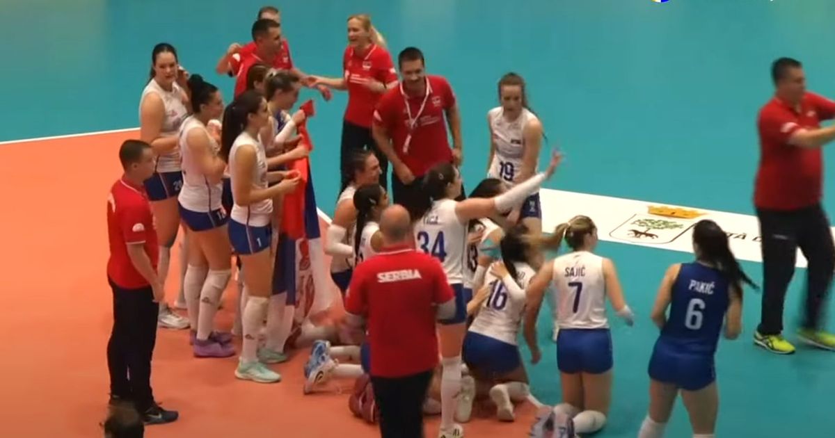 Devojke, vi ste naš ponos: Srbija je u finalu Evropskog prvenstva za mlade odbojkašice ...