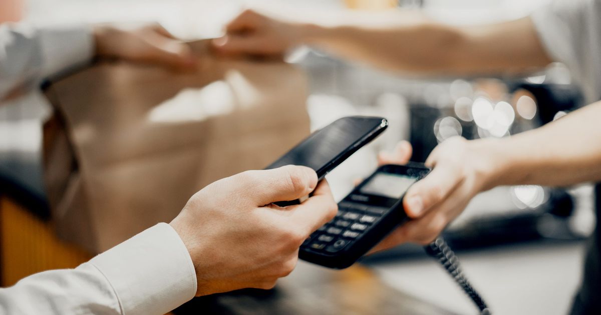 Ako nemate keš ili Dina karticu kod sebe, na PUMPAMA možete da platite ...