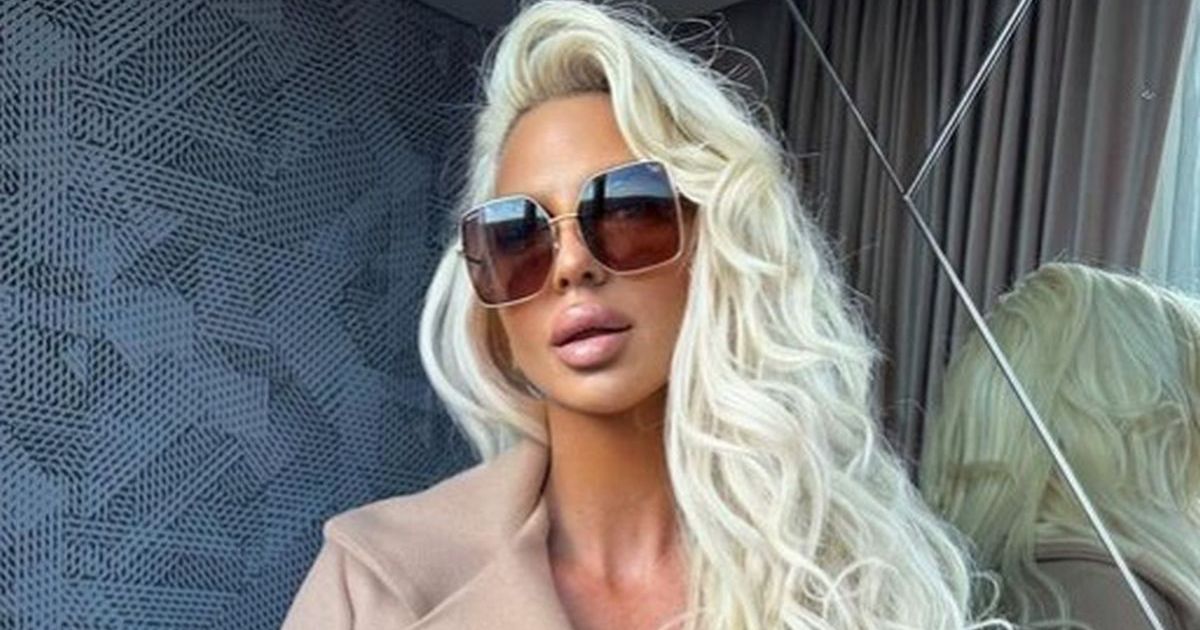 "I ja sam Ćaci!" Jelena Karleuša pokazala stajling za veliki narodni skup u Beogradu: "Danas u ...