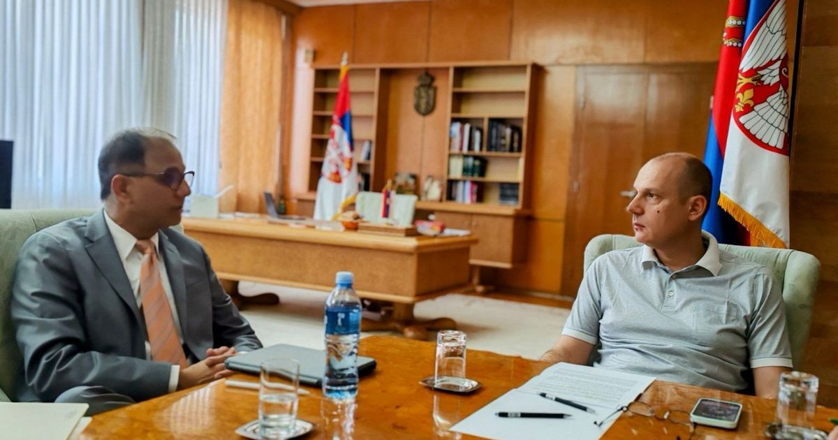 Ministar Lončar sa dr Bišenom iz Svetskog ekonomskog foruma: Nove ...