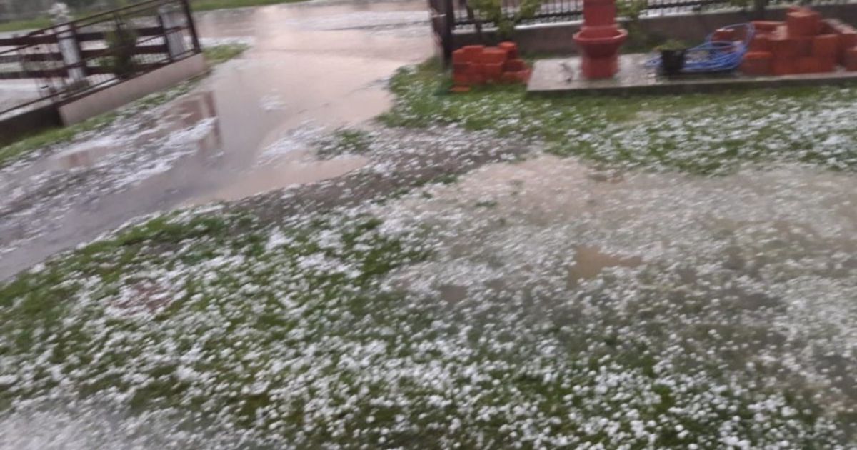 Nebo se otvorilo, grmi snažno od Beograda do Lazarevca: Vidite kako ...