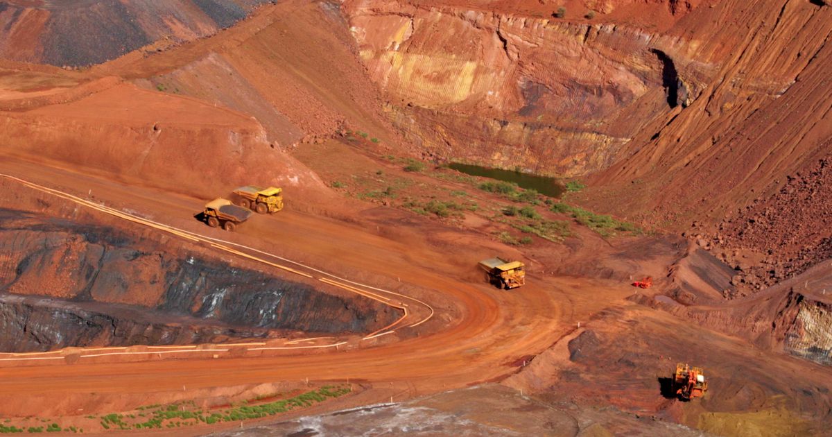 Najveće zalihe ove rude nastale su kada se raspao drevni superkontinent ...