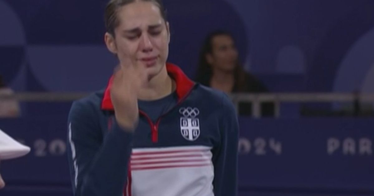 Aleksandra Perišić u suzama dala obećanje novinarima: “Sviraće srpsku ...