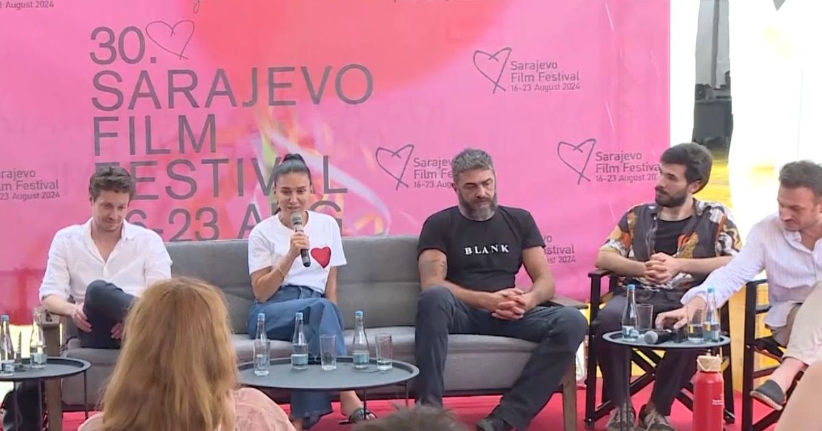 Serija "Sablja" predstavljena u Sarajevu: "Izazov je bio izbalanisirati ...