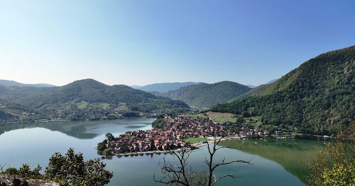 Vizantijski grad iz doba cara Justinijana sakrivale guste šume, sada je ...