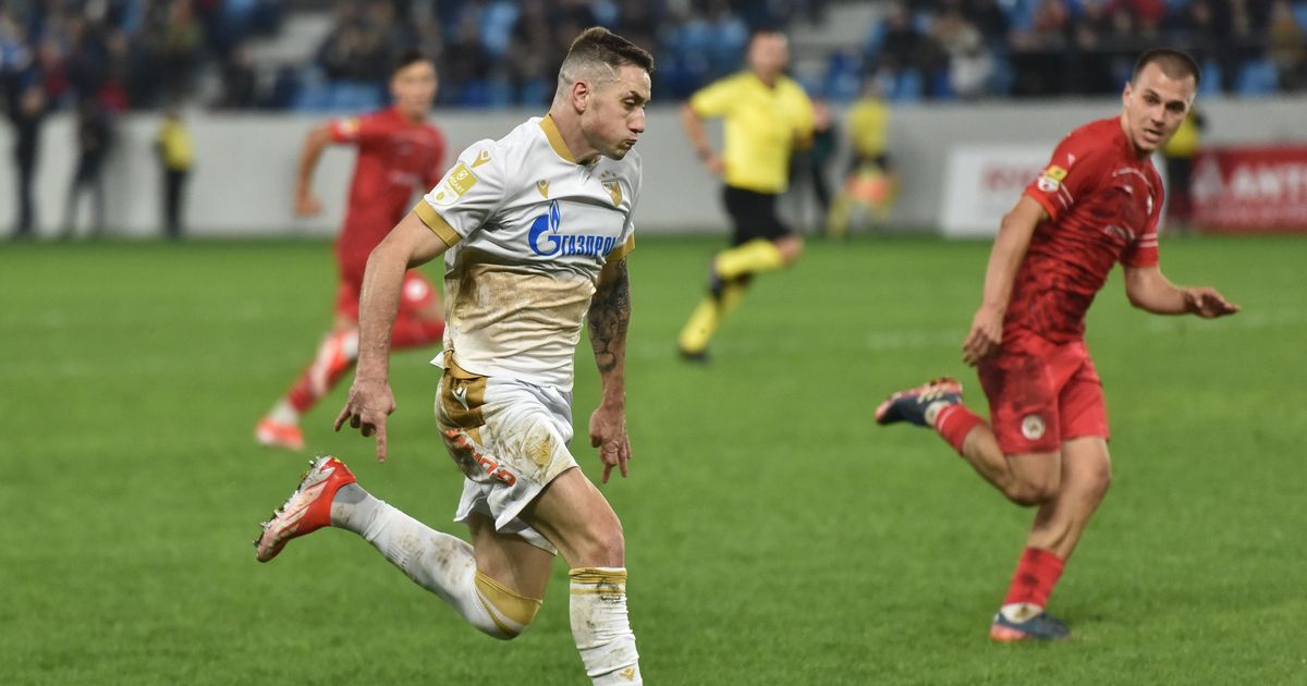 Fudbaler Zvezde se povredio posle sedam minuta: Taktika Vladana Milojevića u Monaku pala u vodu ...