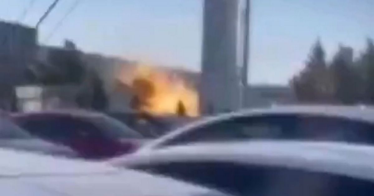 Ovo je prvi snimak terorističkog napada u Turskoj: Zabeležena jaka eksplozija i pucnji - Vesti ...