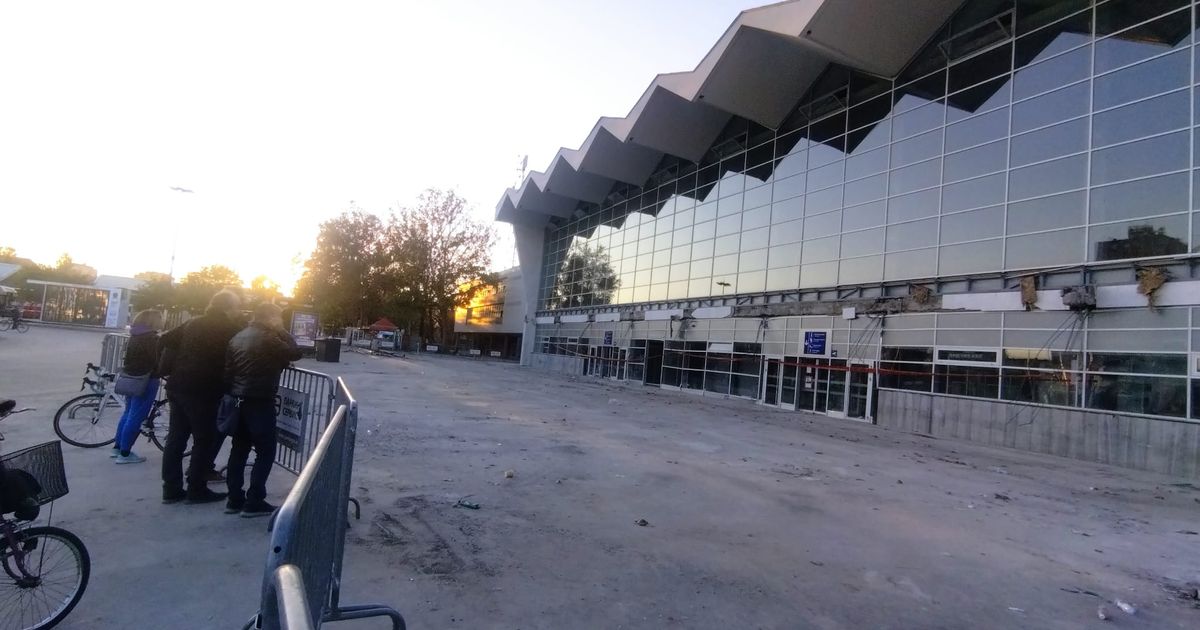 Ovako danas izgleda Železnička stanica u Novom Sadu: Ljudi i dalje ...