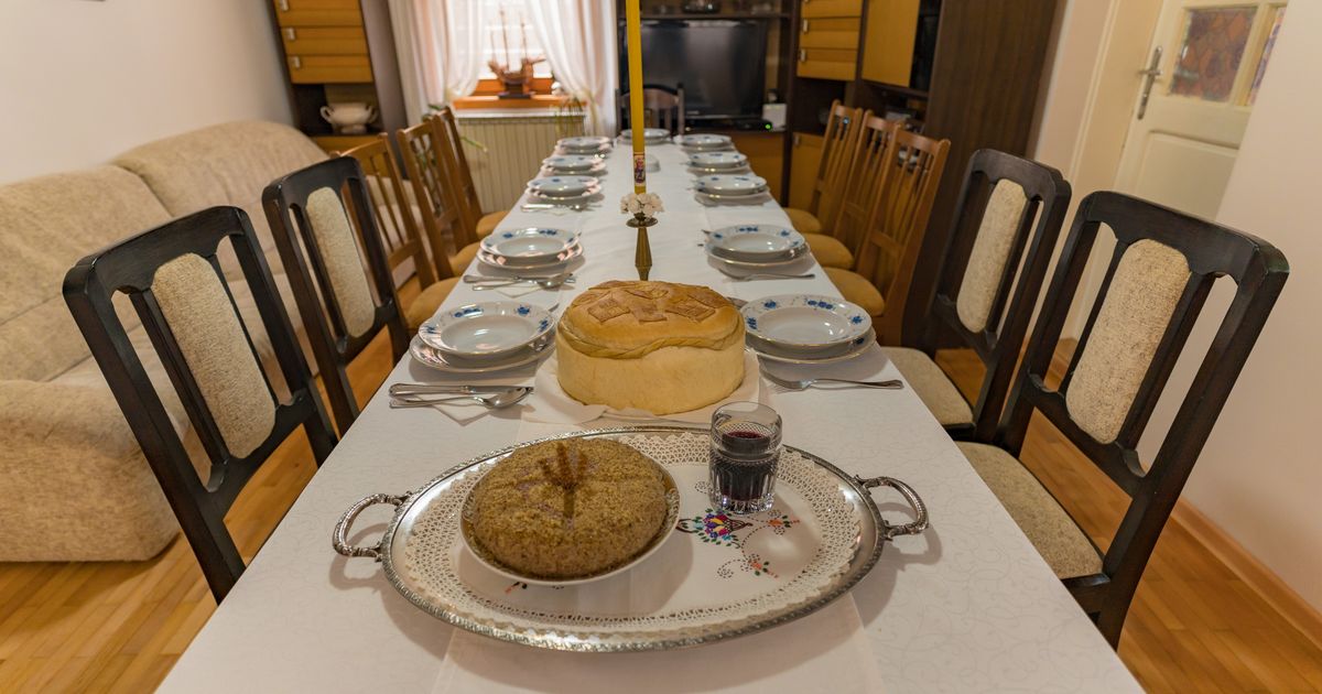 Evo zašto bi vaša slavska trpeza mogla biti PUNA BAKTERIJA! - Telegraf.rs