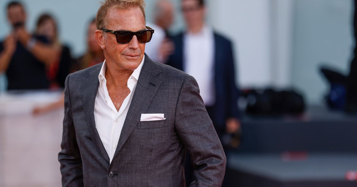 Ima 69 godina, a žene za njim uzdišu kao nekad! Kevin Kostner preplanuo ...