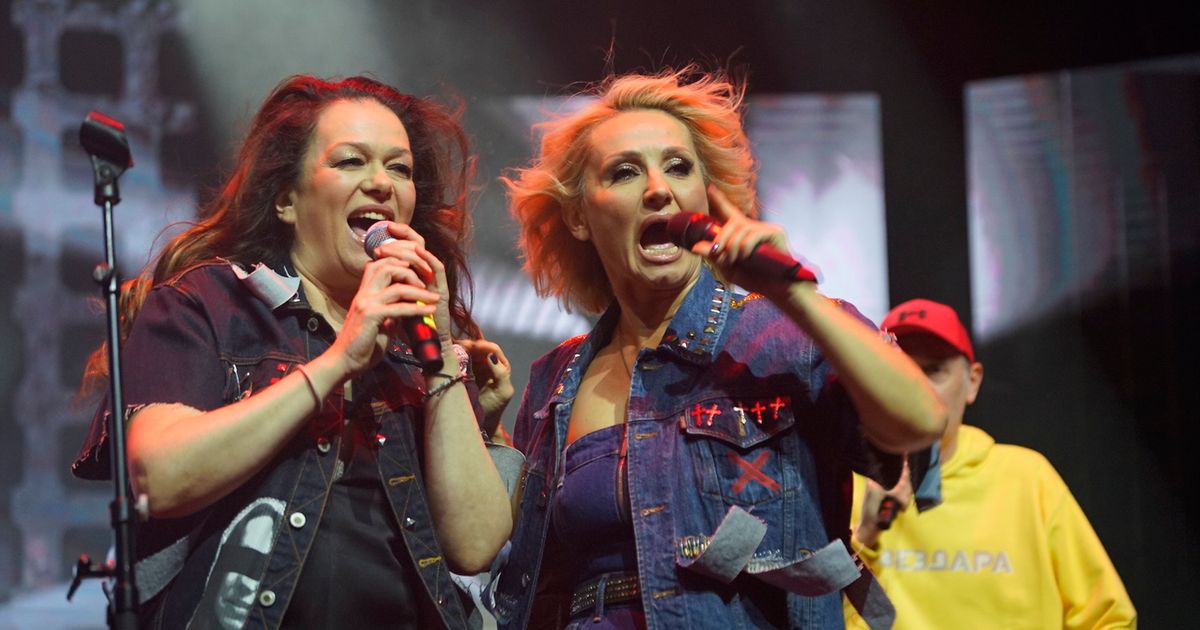 Eksplozivno pop veče 90-ih u punoj mts Dvorani: Grupa Tap 011 održala ...