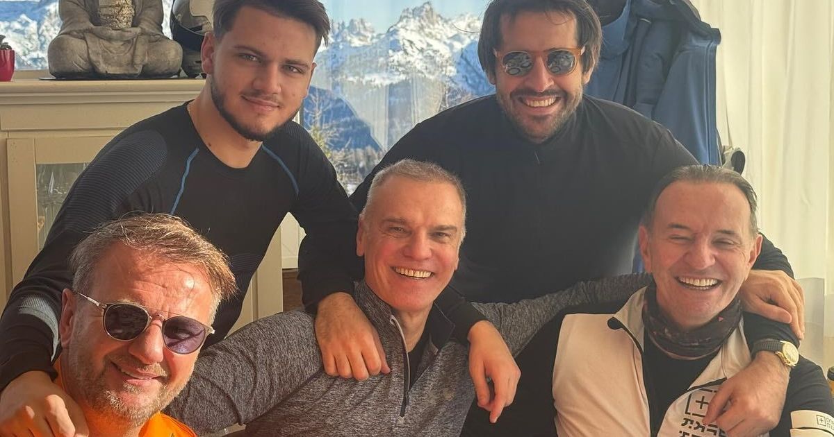 Skupa slika sa zimovanja: Ostoja Mijailović u društvu Milije i Stefana Babovića, a tu je i ...