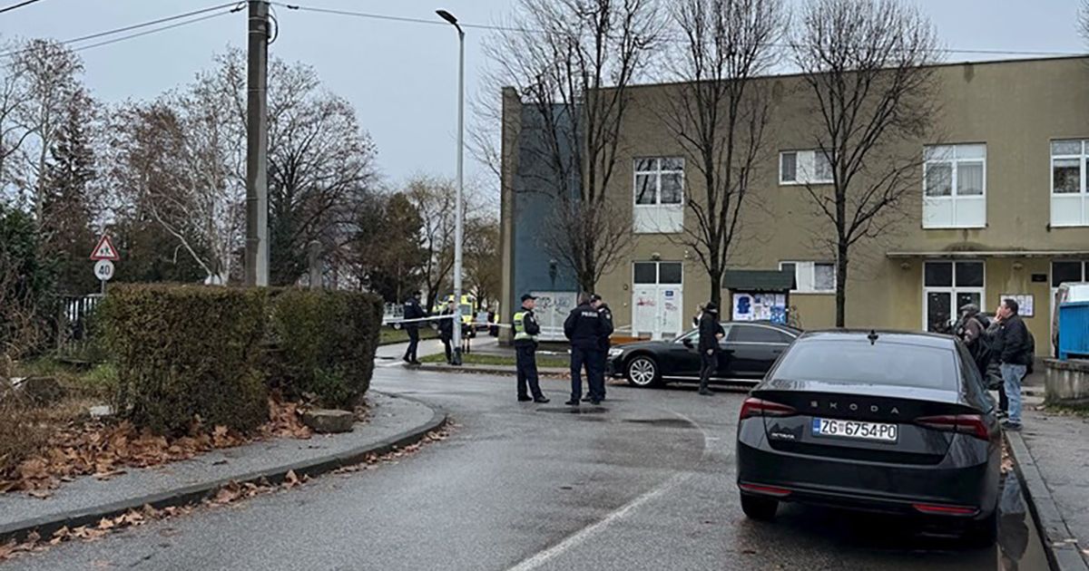Napad nožem u osnovnoj školi u Zagrebu: Svi panično traže svoju decu, policija ćutala sat ...