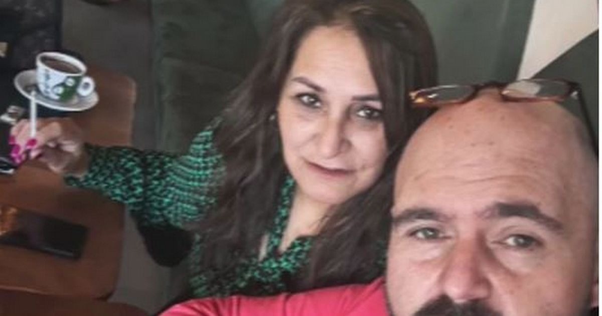 Majka Darka Lazića došla na nastup sa dečkkom - Telegraf.rs