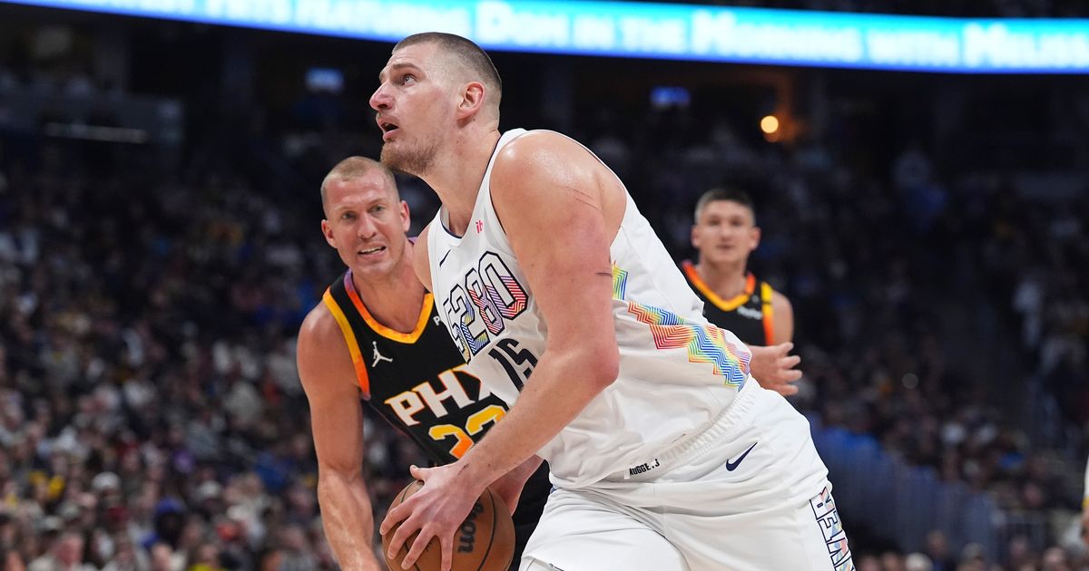 Ludilo! Nikola Jokić upisao novi tripl-dabl za istoriju NBA lige, Denver slavio posle drame i ...