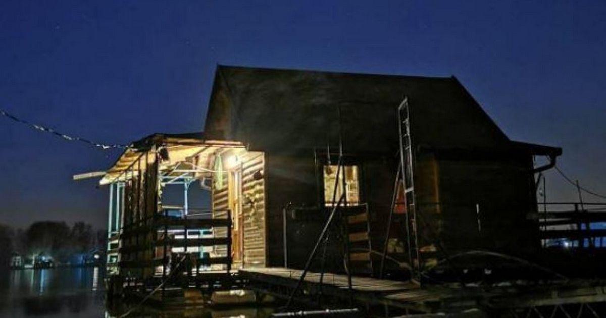 Milan Dinćić Dinća je sagradio drveni splav na Savi - Telegraf.rs